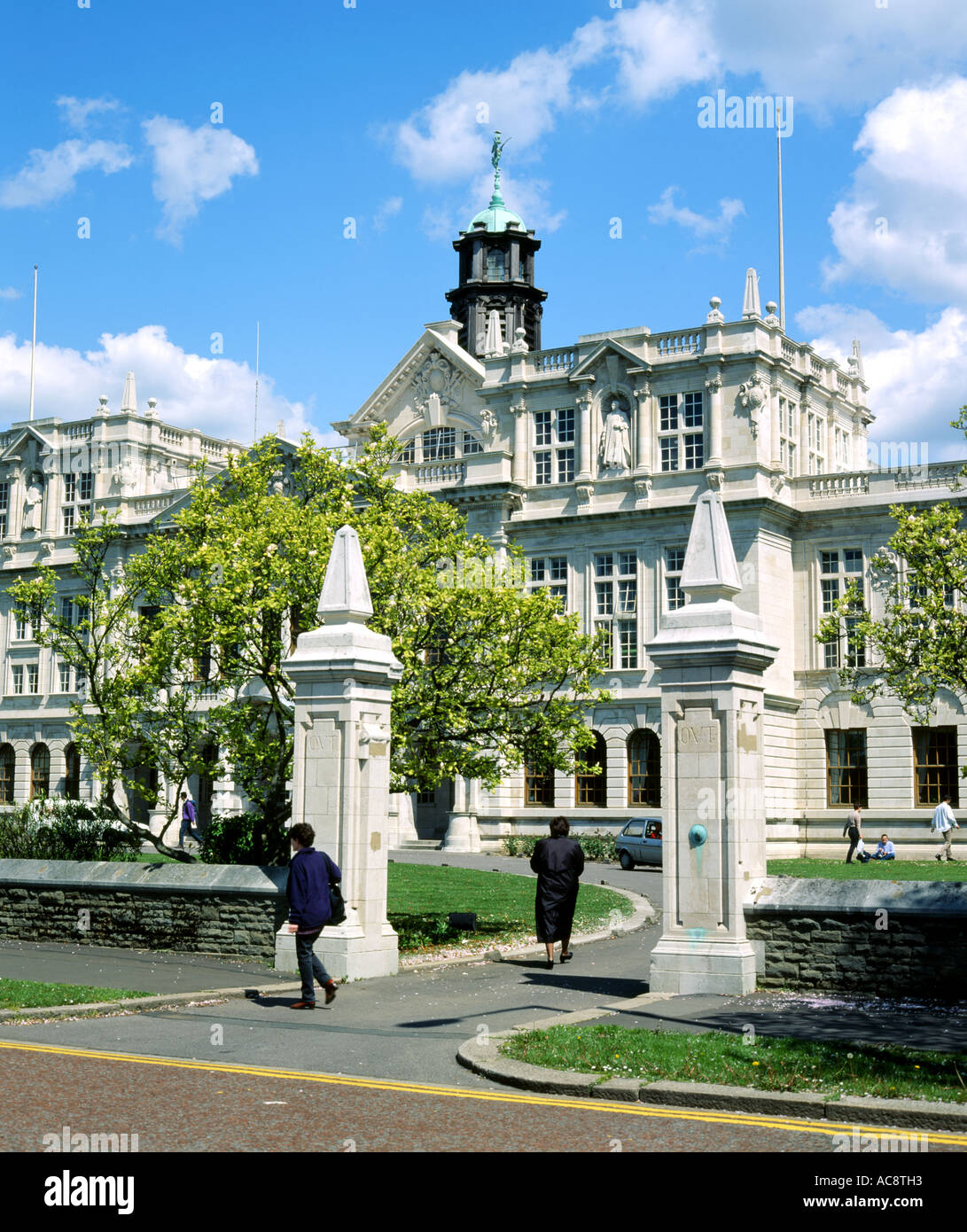 cardiff university building cathays park cardiff south wales Stock ...
