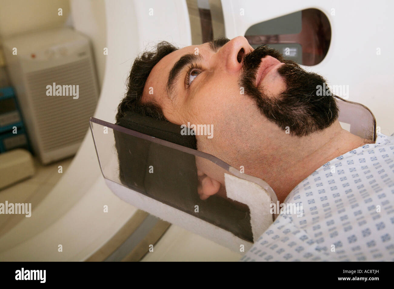 Close-up of a patient getting an MRI scan Stock Photo - Alamy