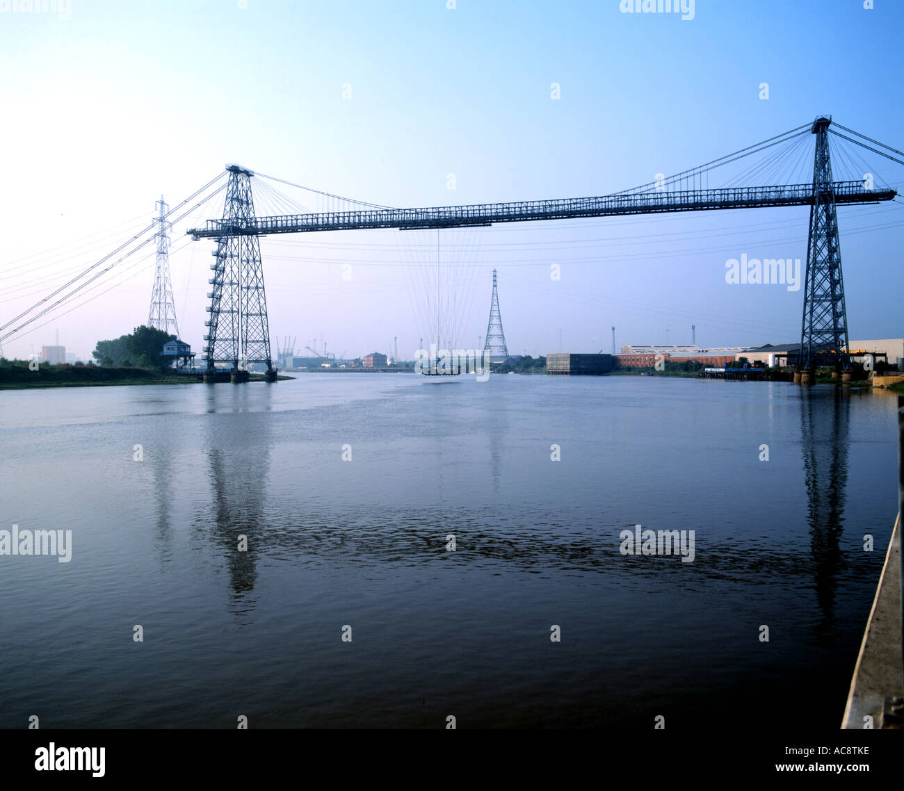 newport transporter bridge built in 1906 spanning the river usk gwent ...