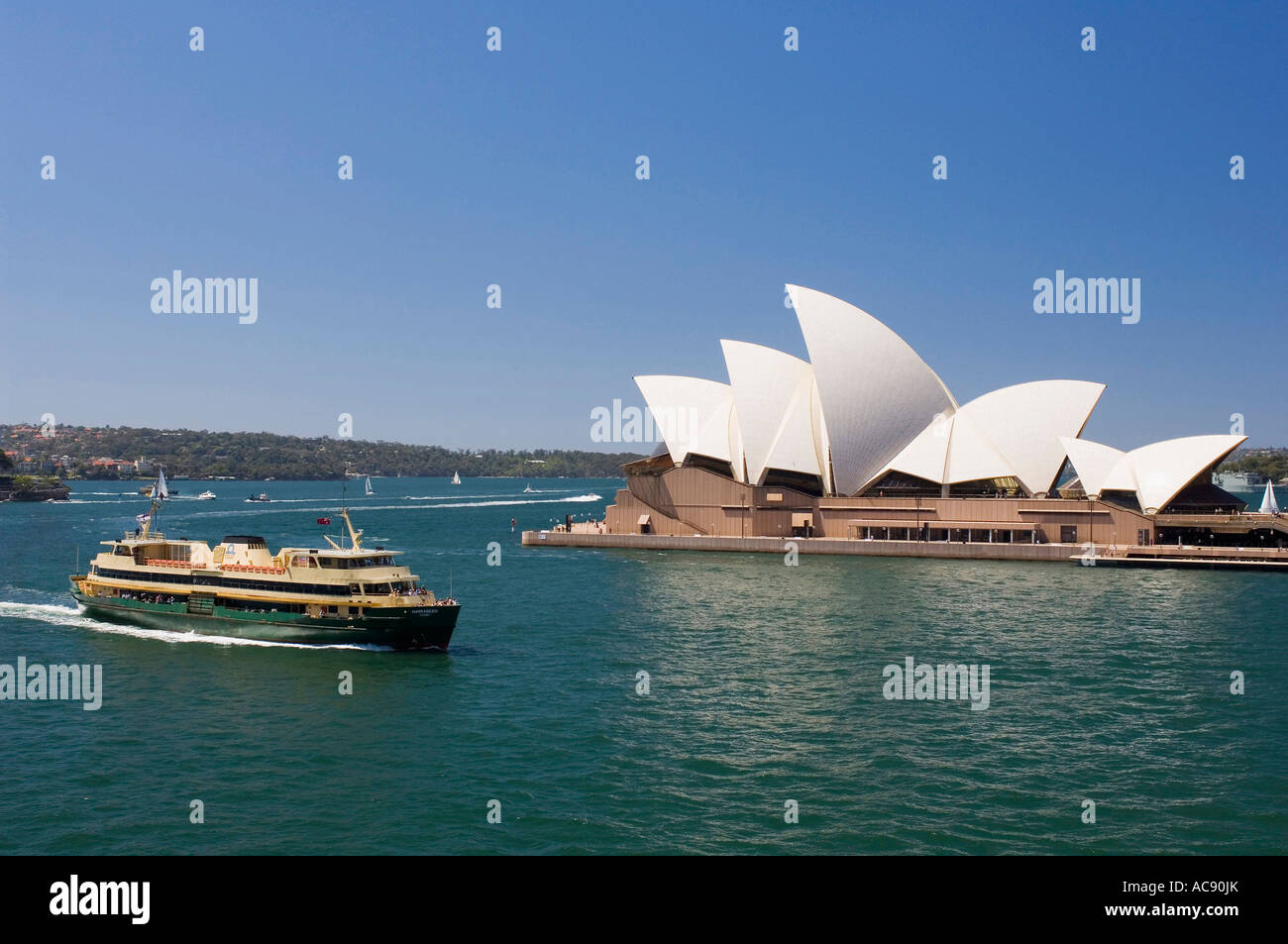 Opera house on the waterfront, Sydney Opera House, Sydney, Australia ...