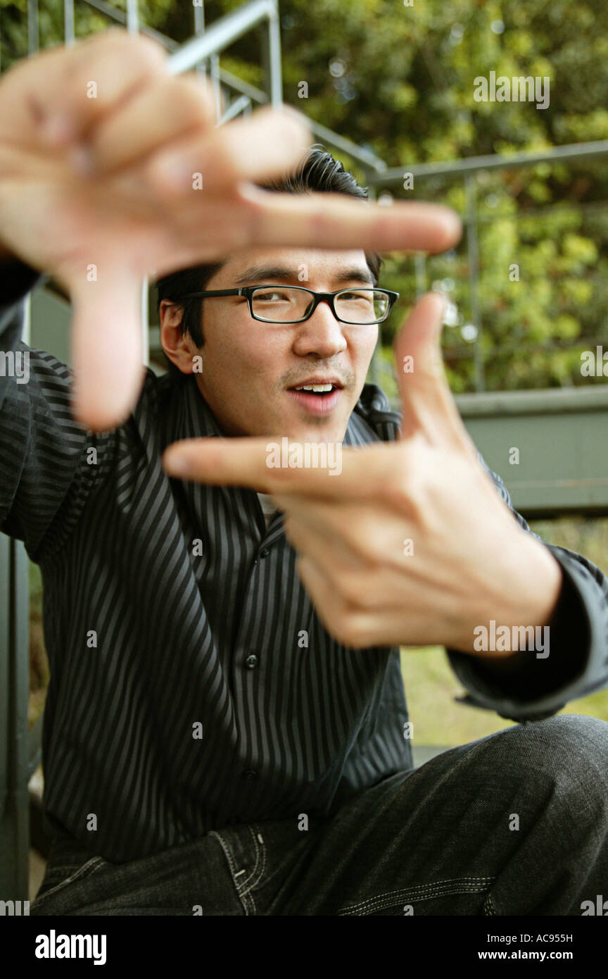 Framing faces hi-res stock photography and images - Alamy