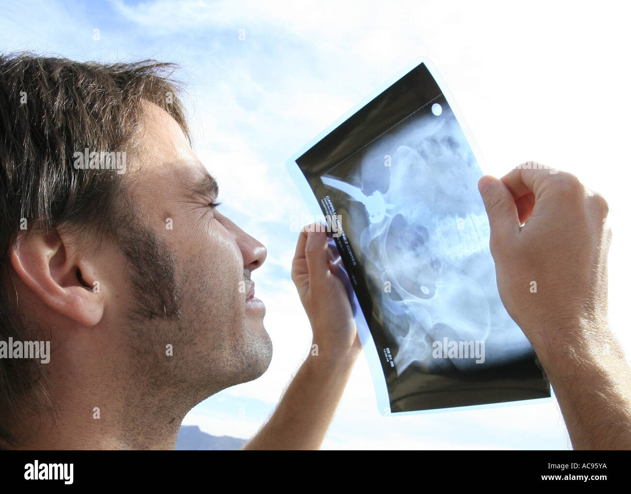 Man looking at a solar eclipse hi-res stock photography and images - Alamy