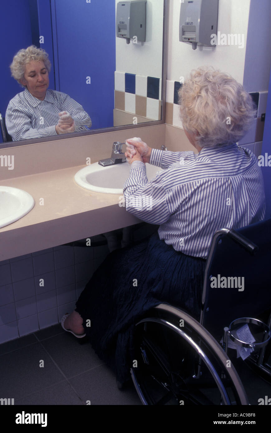 Mr hands hi-res stock photography and images - Alamy