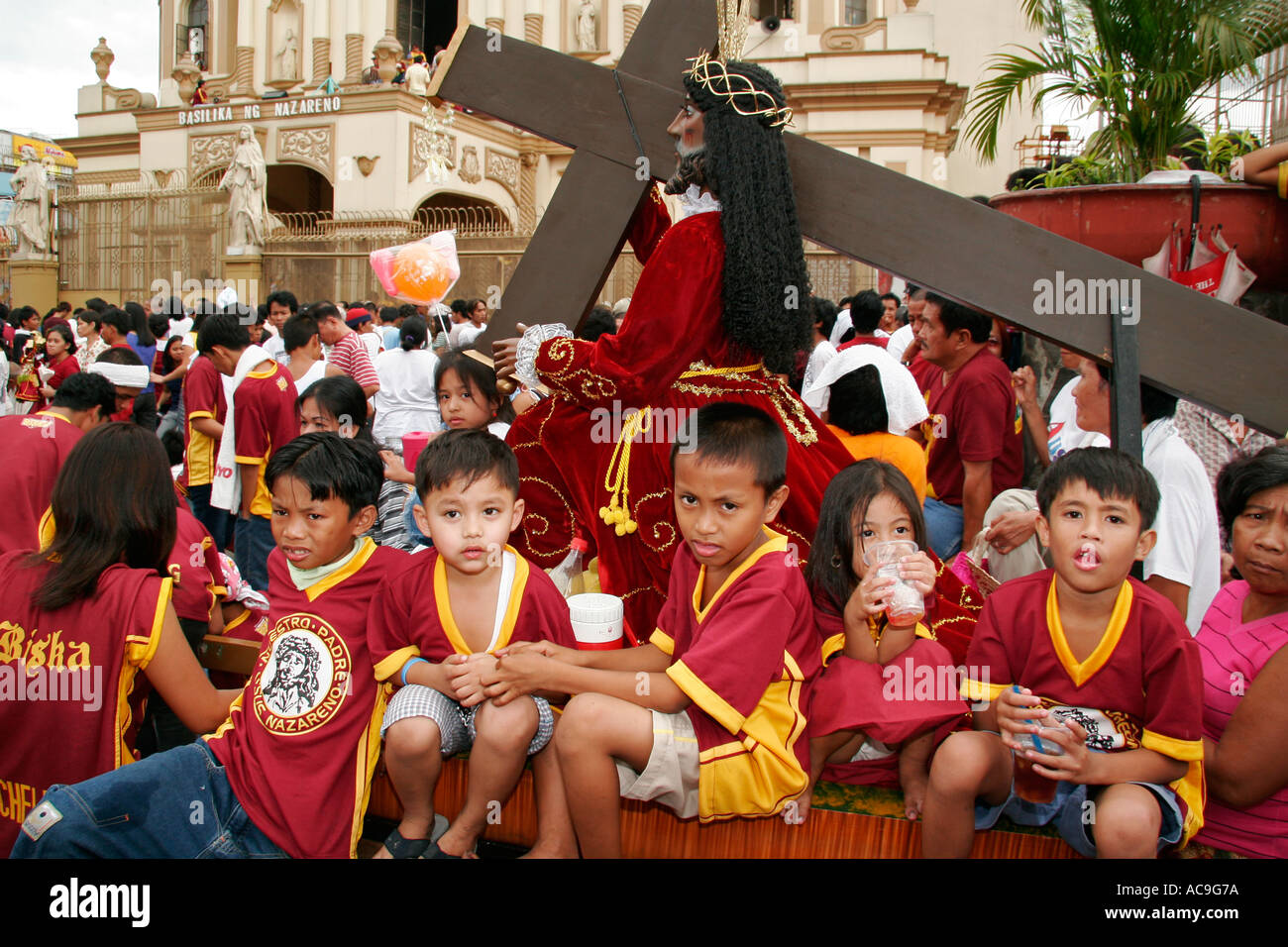 Good Friday at Black Nazarene Church, Quiapo, Manila, Philippines Stock ...