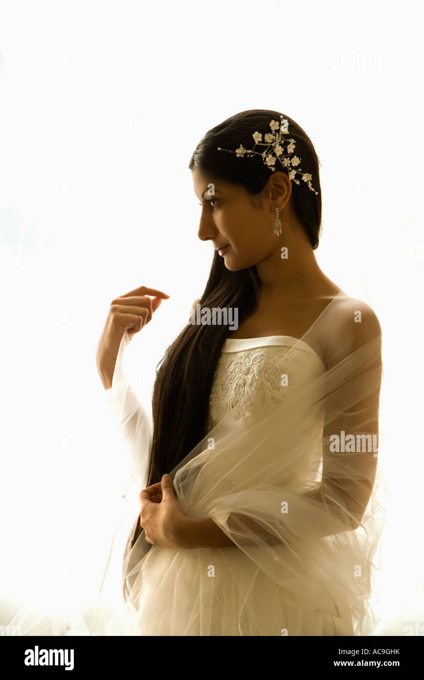 Indian bride silhouette hi-res stock photography and images - Alamy