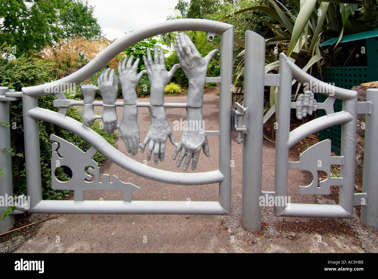Hand made iron gates hi-res stock photography and images - Alamy