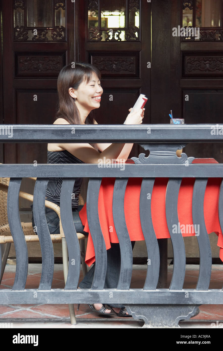 Asian traditional people sitting hi-res stock photography and images ...