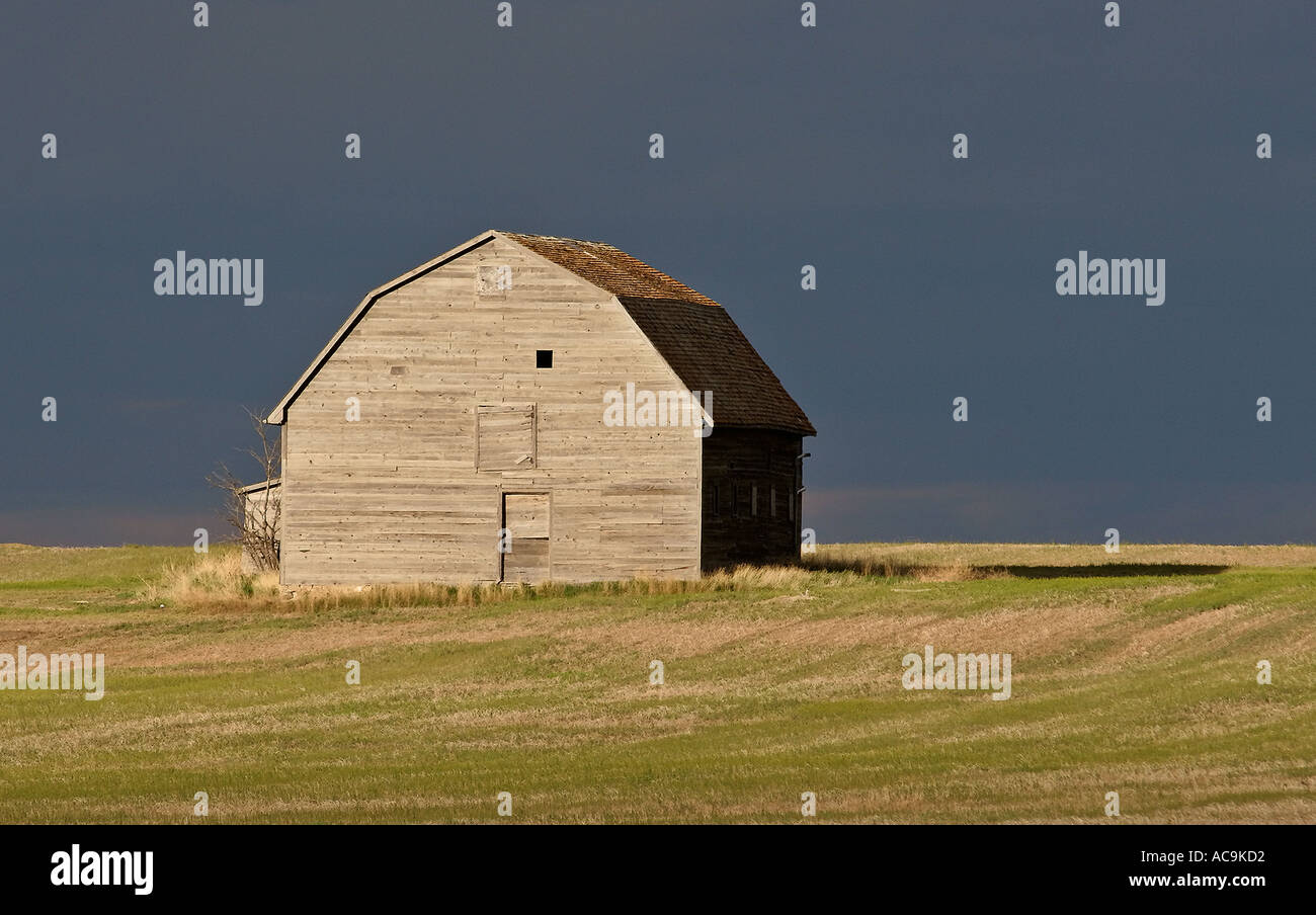 Old weathered barn buildings in scenic Saskatchewan Canada Stock Photo ...