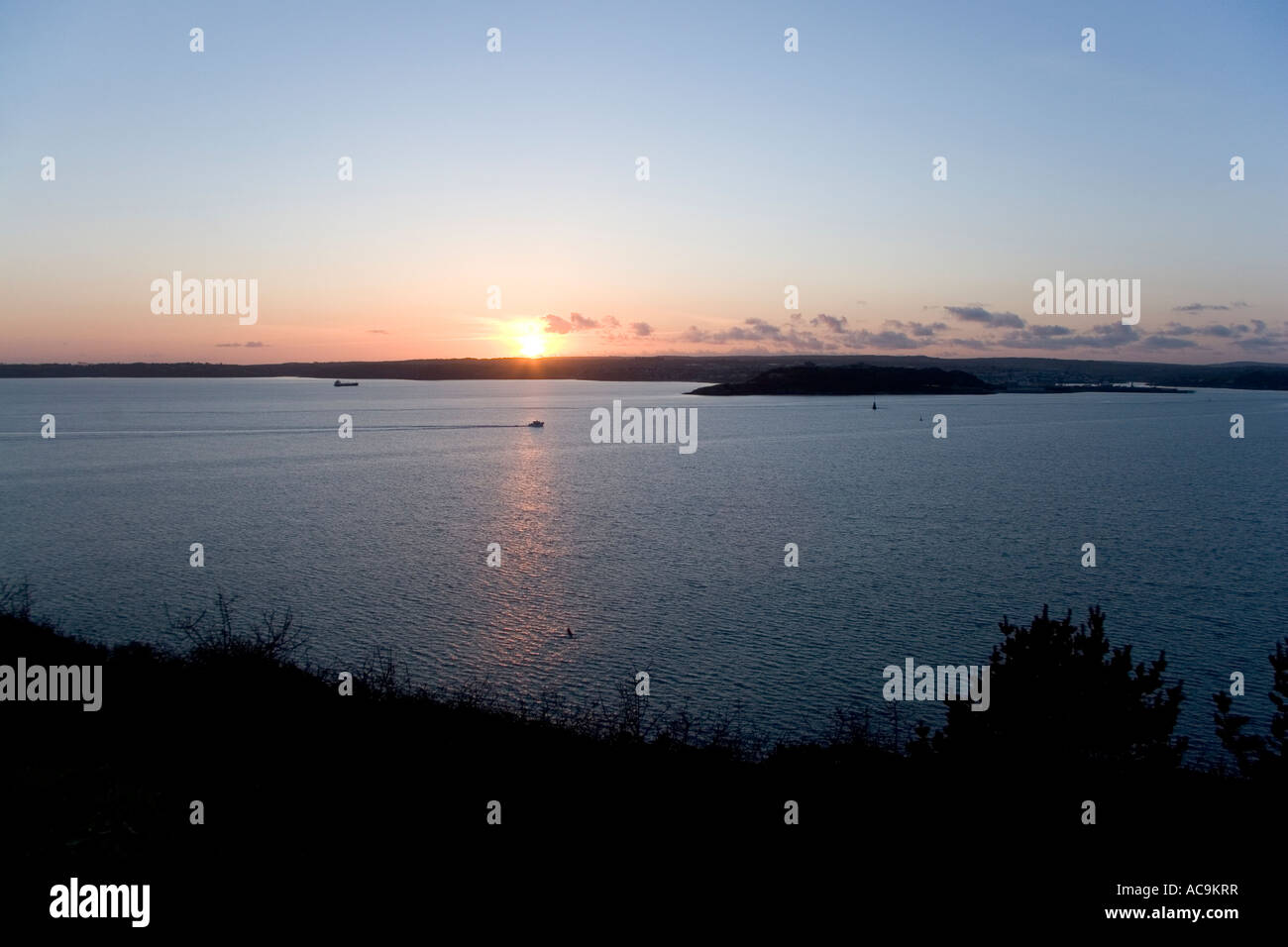 Carrick roads cornwall hi-res stock photography and images - Alamy