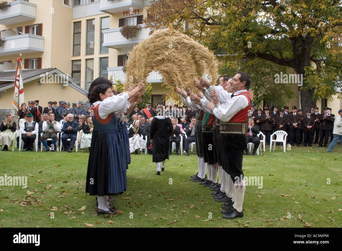 Italy harvest festival hi-res stock photography and images - Alamy