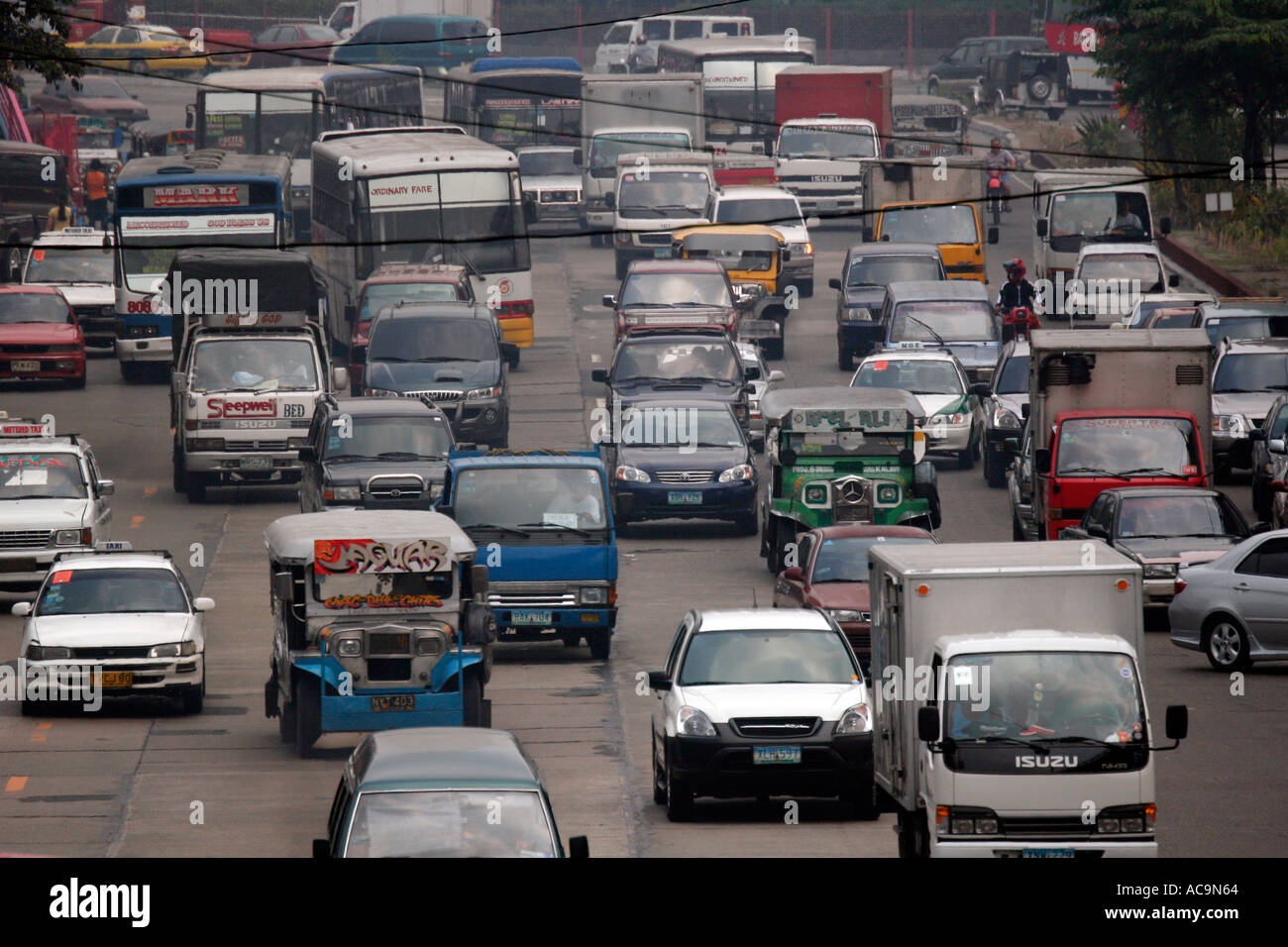 Edsa traffic hi-res stock photography and images - Alamy