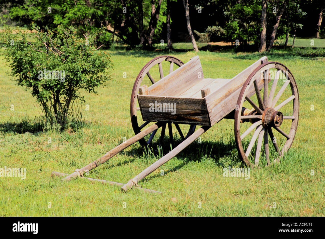 Settlers cart hi-res stock photography and images - Alamy