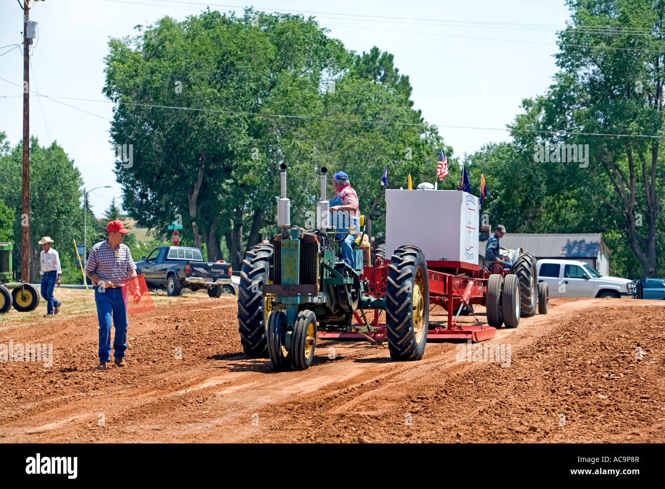 Tractor pull antique farmer Utah Stock Photo - Alamy