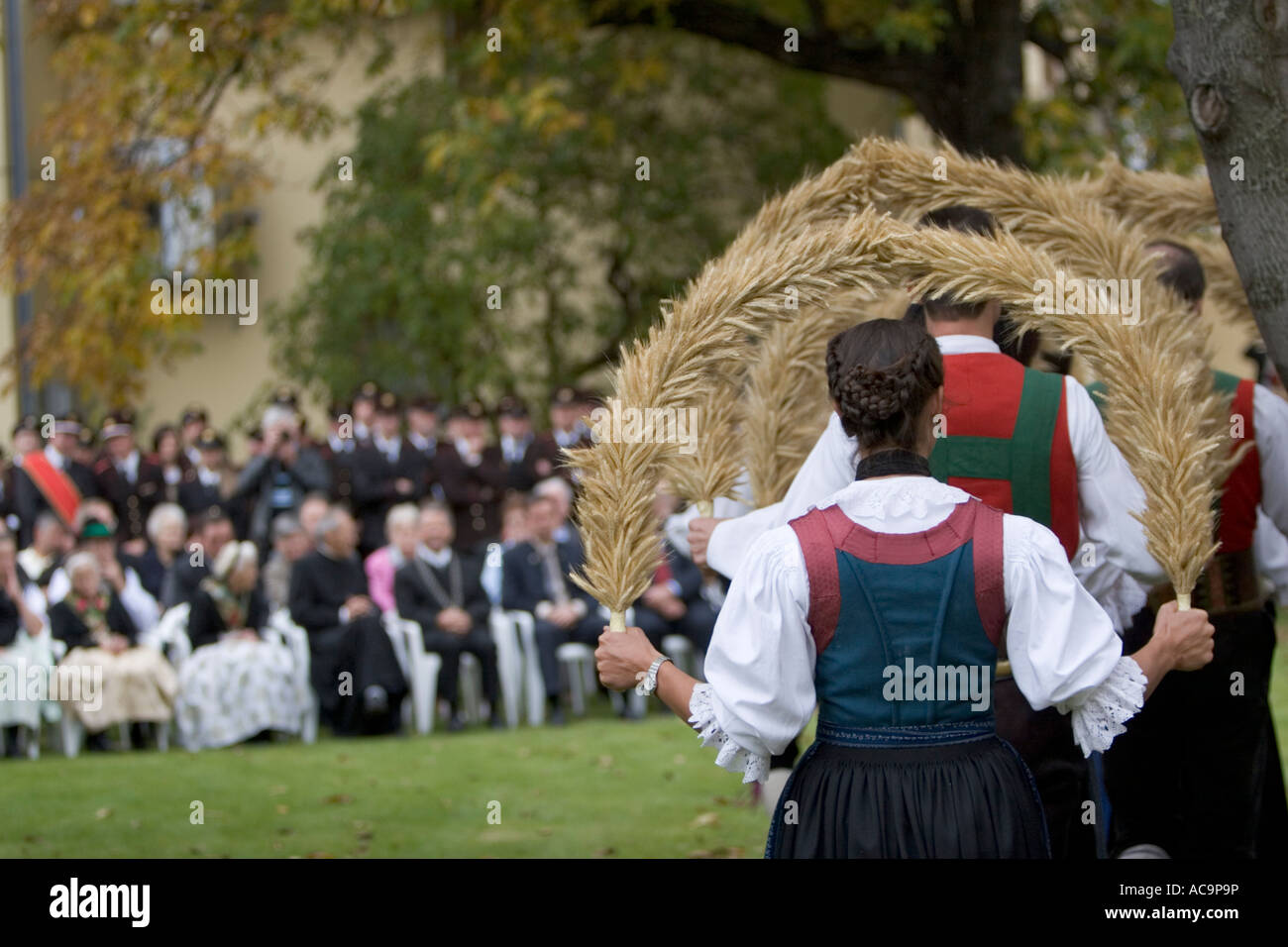 Tyrolean Dance High Resolution Stock Photography and Images - Alamy