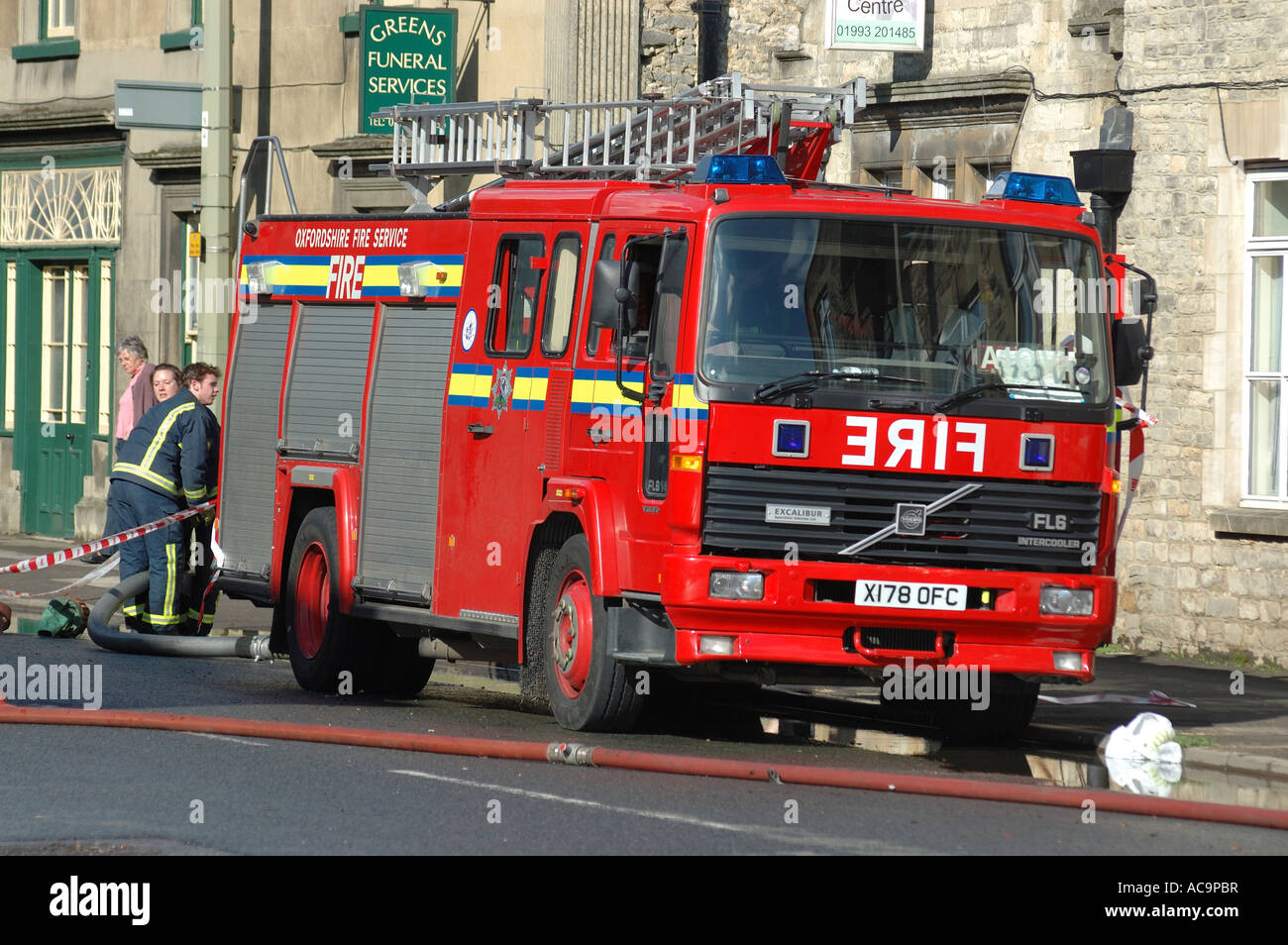 Oxfordshire Fire engine Stock Photo - Alamy