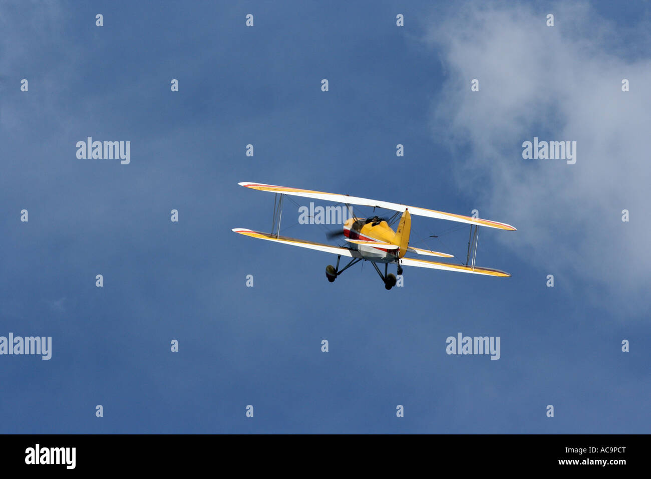 Bi plane trainer hi-res stock photography and images - Alamy