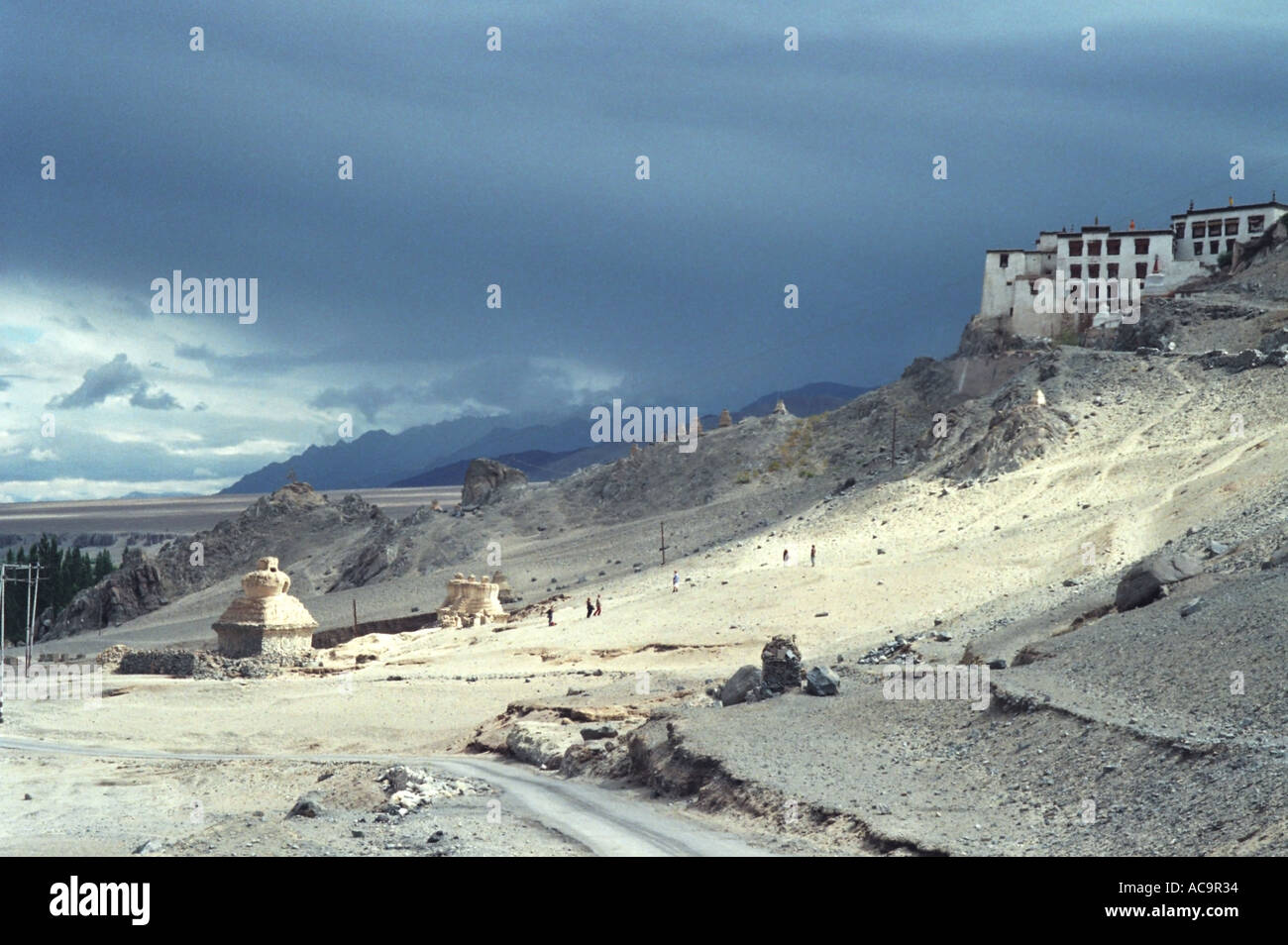 Spitok gompa hi-res stock photography and images - Alamy