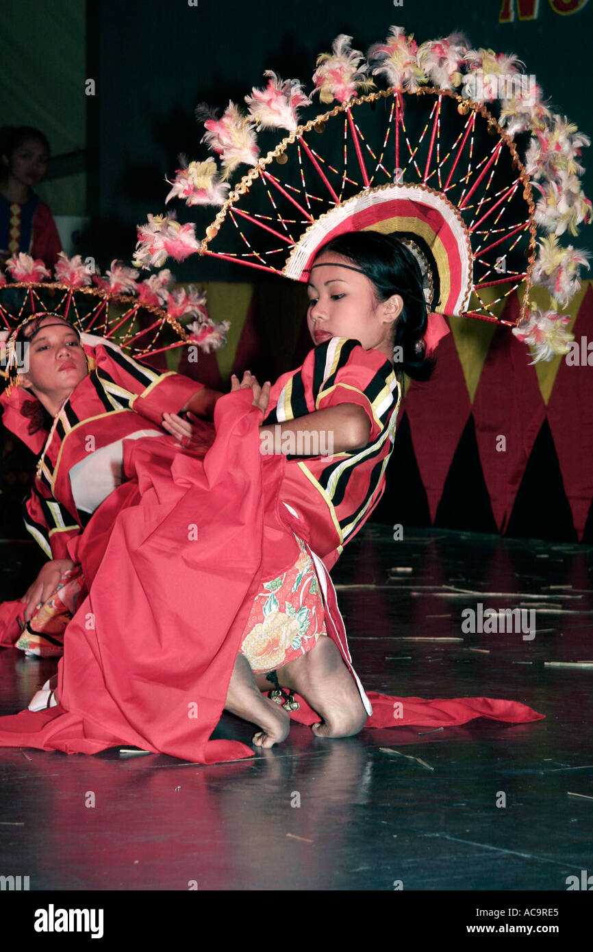 Traditional dancers from southern Philippines at show in Intramuros ...