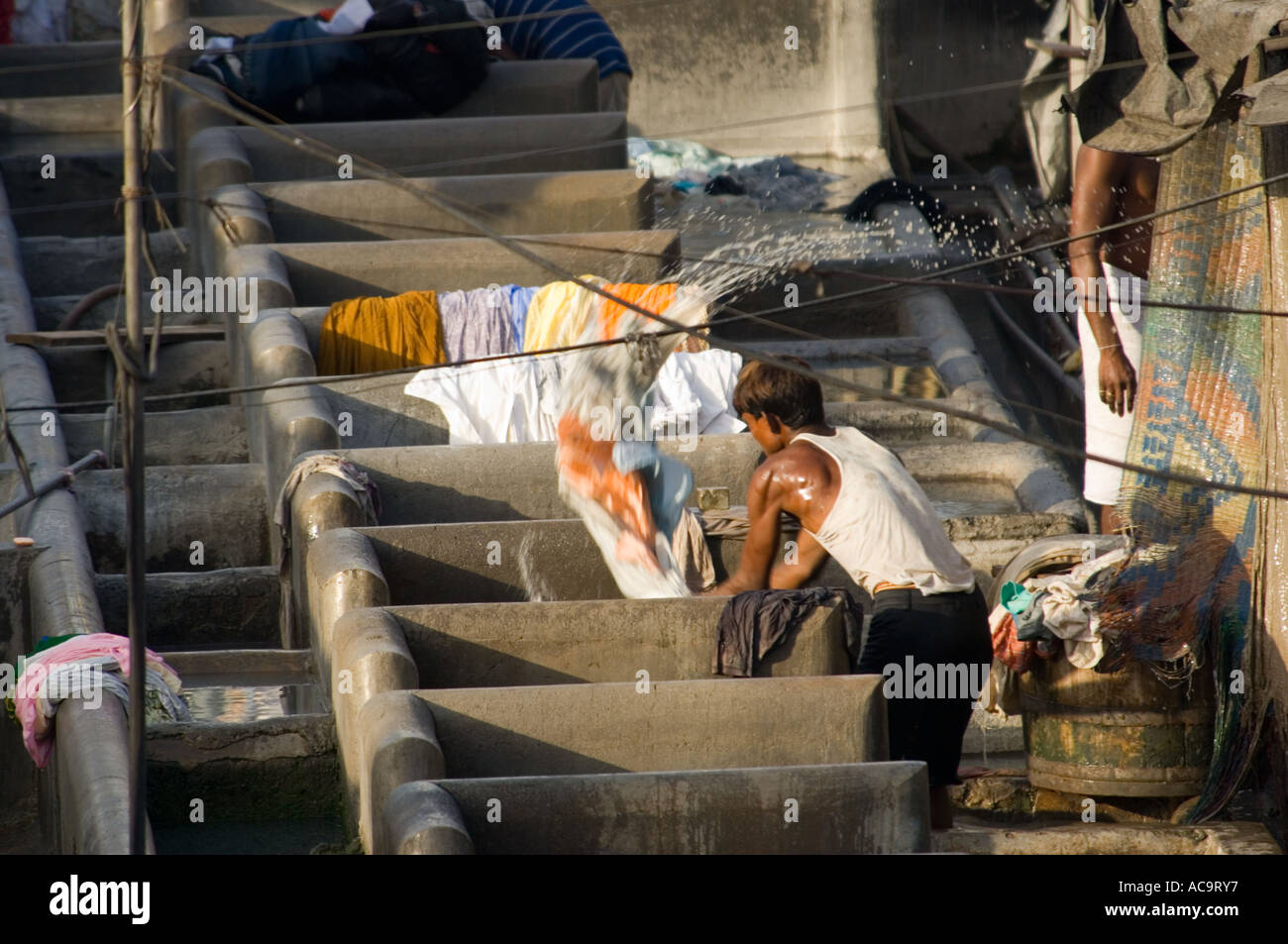 Clothes washing tubs hi-res stock photography and images - Alamy