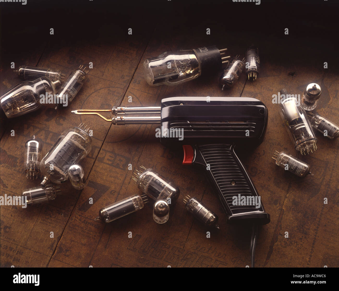 Soldering gun hi-res stock photography and images - Alamy