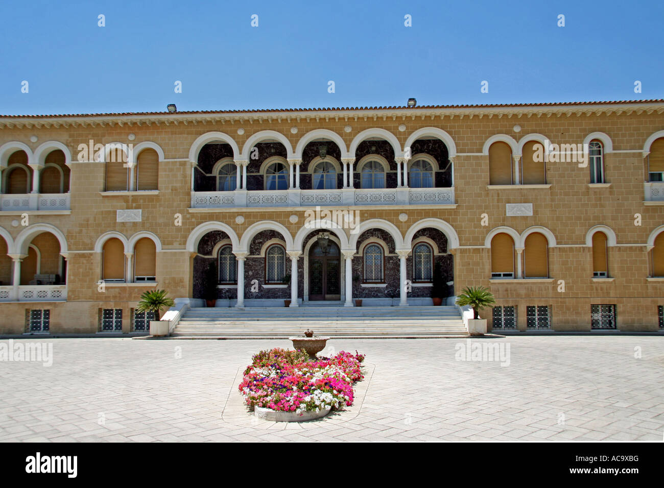 Archbishops palace nicosia cyprus hi-res stock photography and images ...
