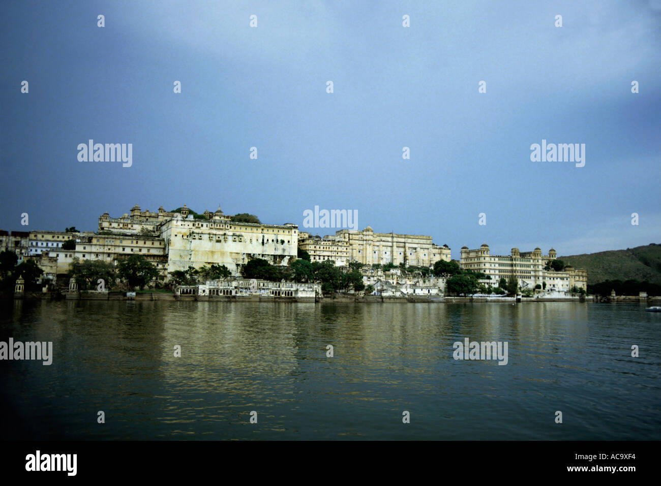 India Rajasthan Udaipur The City Palace And The Lake Stock Photo - Alamy