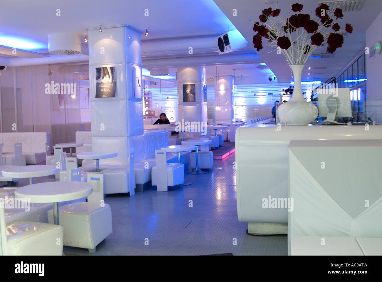 Stereo bar hi-res stock photography and images - Alamy