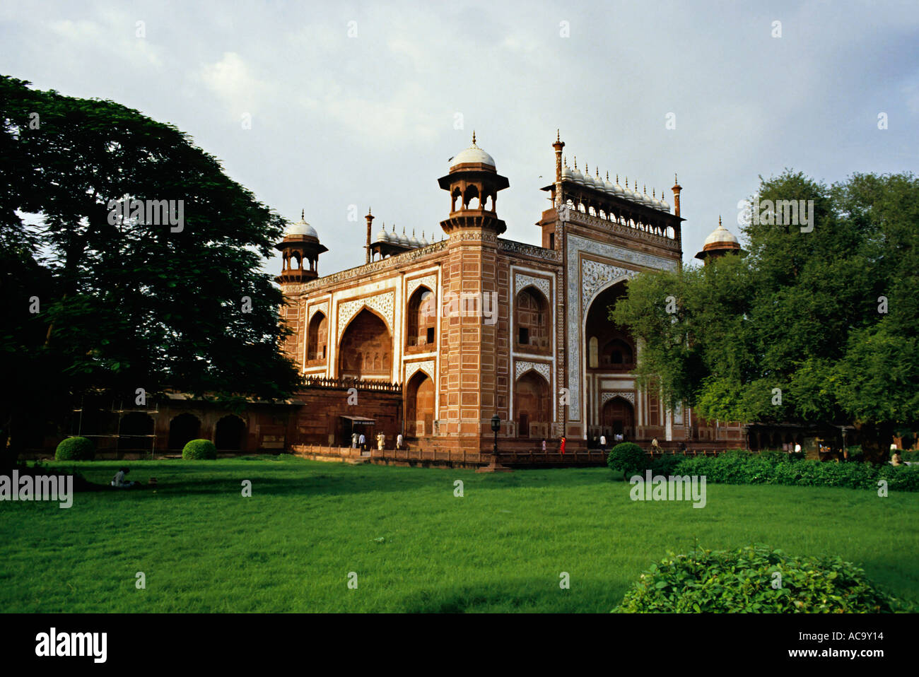 Taj mahal gate hi-res stock photography and images - Alamy