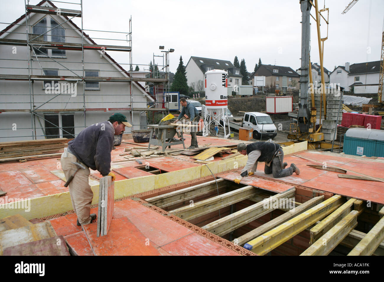 Shuttering carpenter hi-res stock photography and images - Alamy