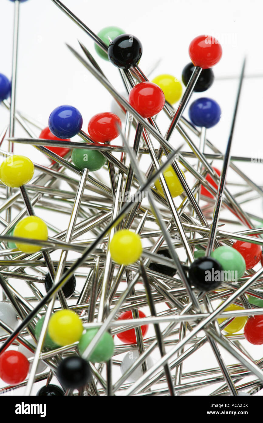 Pile of pins colors hi-res stock photography and images - Alamy