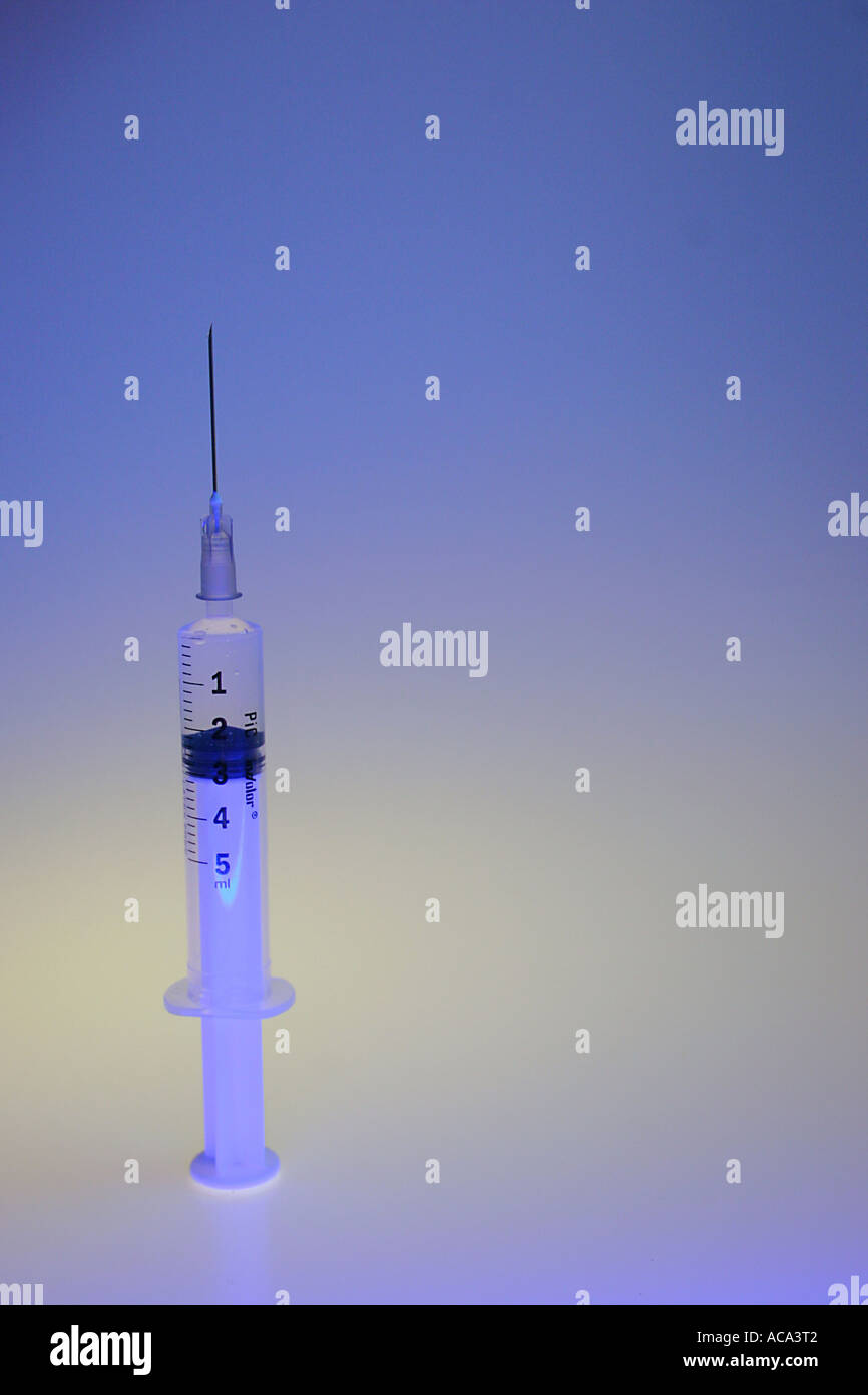 Drug addict syringe injection medications hi-res stock photography and ...