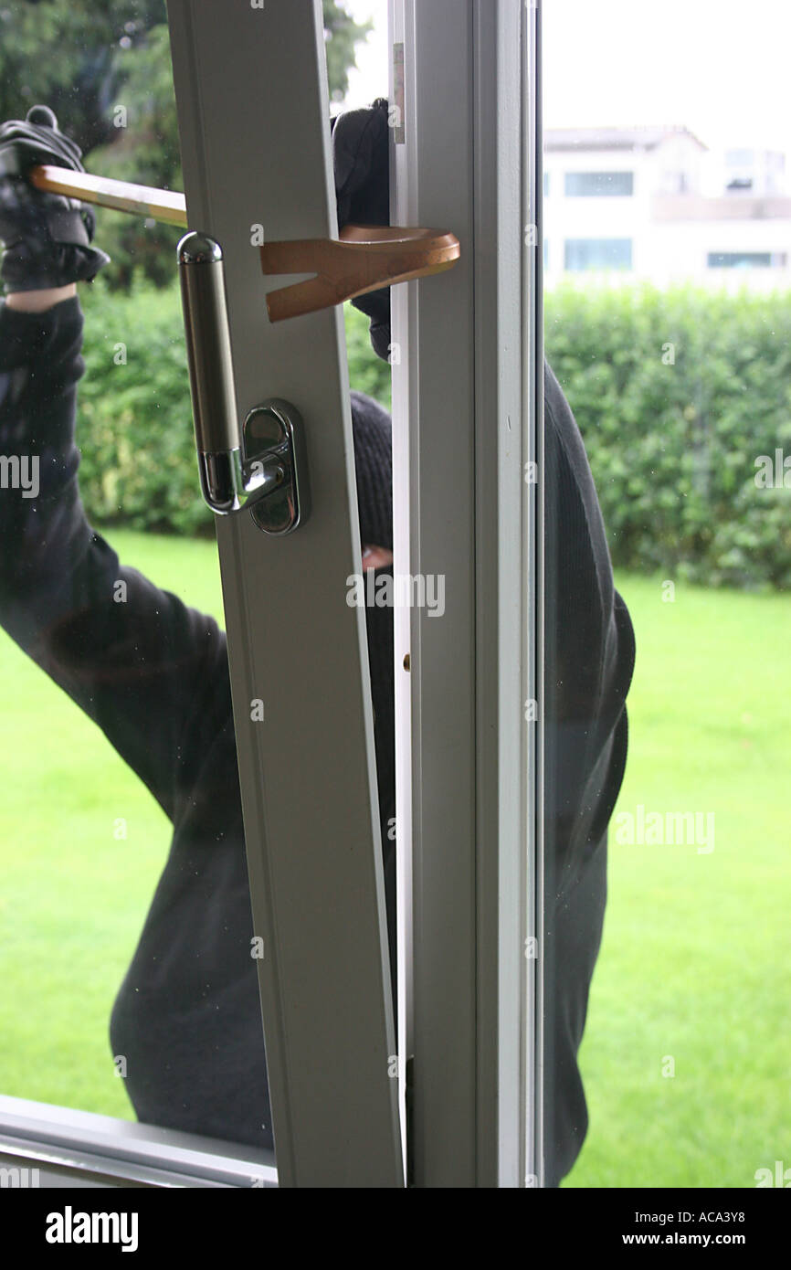 Break-in into a flat Stock Photo - Alamy