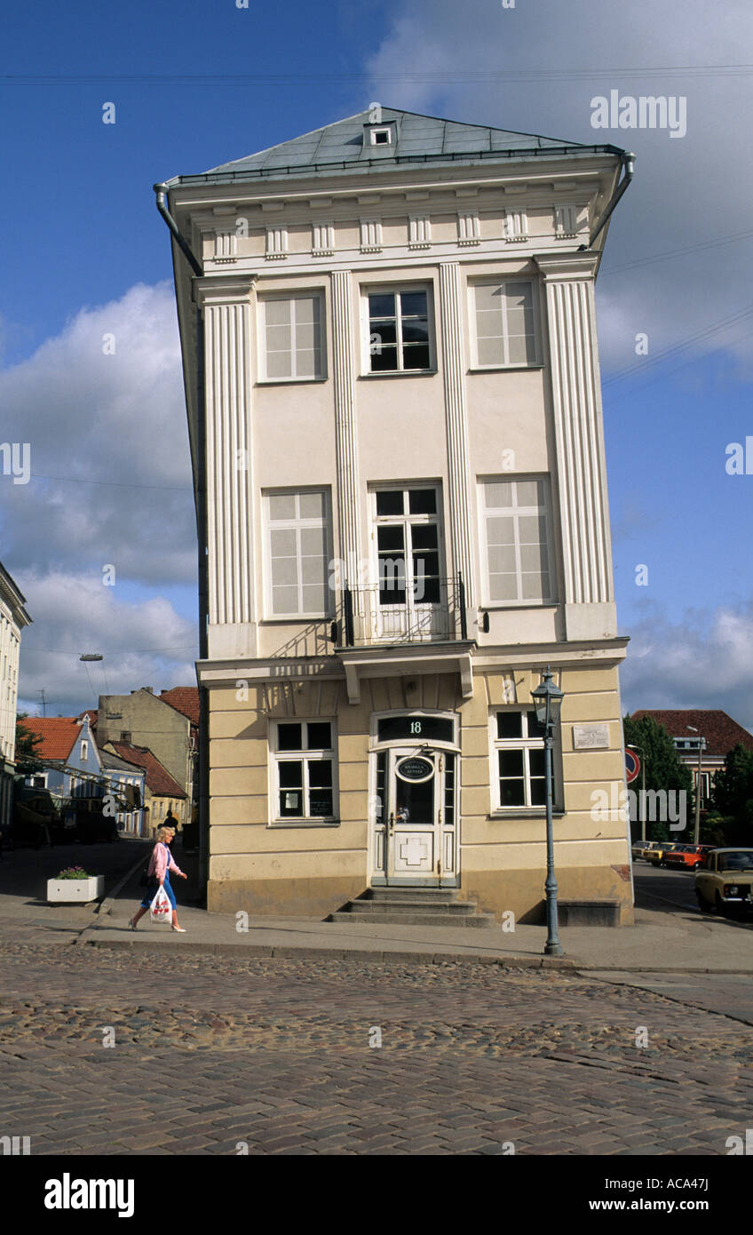 The leaning house of tartu hi-res stock photography and images - Alamy