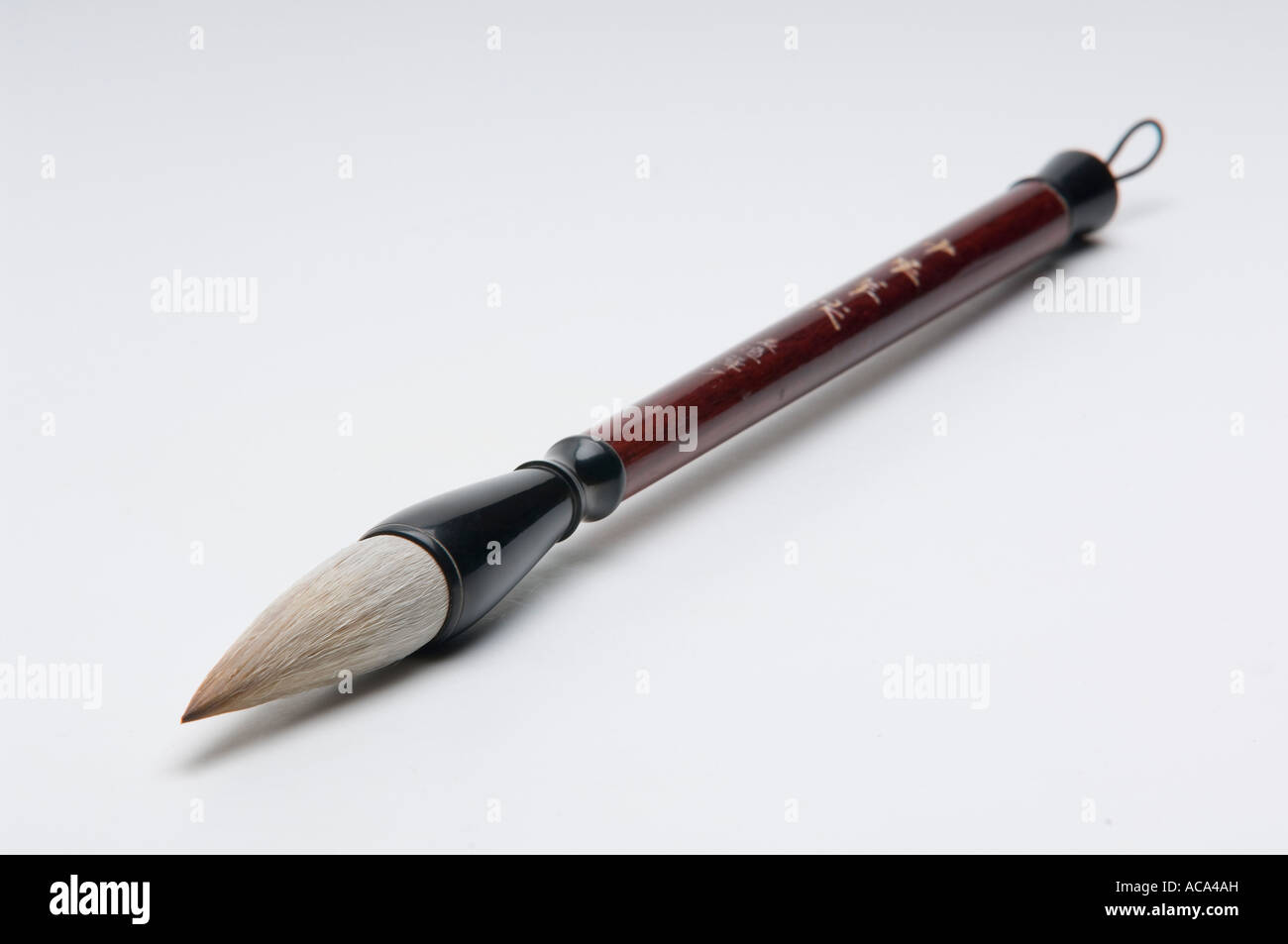 Artists brush cutout hi-res stock photography and images - Alamy