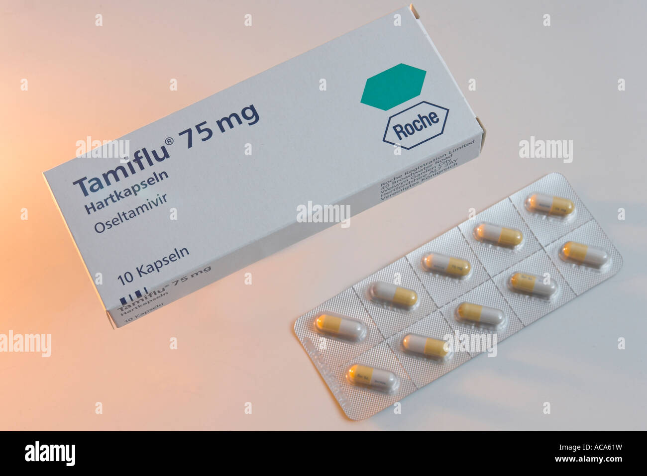 Tamiflu Capsule High Resolution Stock Photography and Images - Alamy