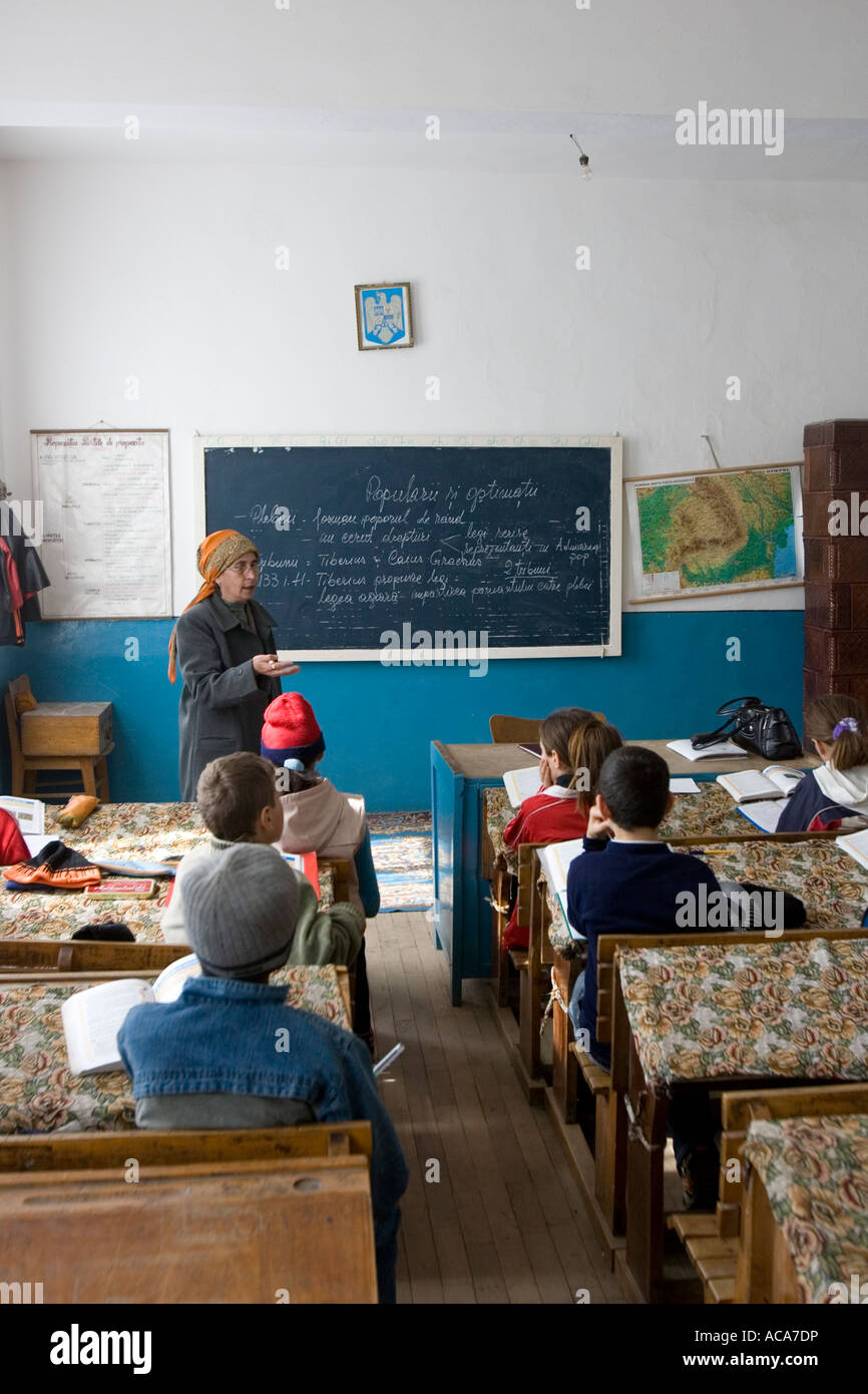 Romania school class hi-res stock photography and images - Alamy