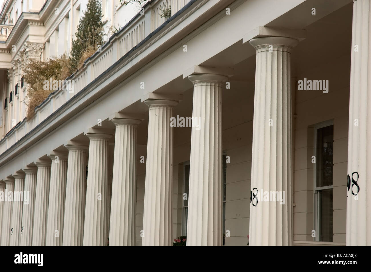 Repeating pillars hi-res stock photography and images - Alamy