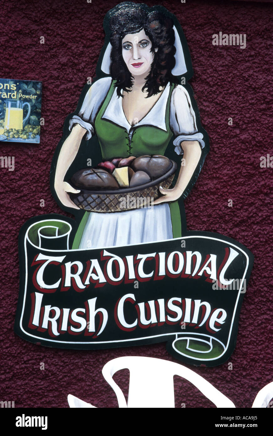 Traditional Irish food Pub sign Stock Photo - Alamy