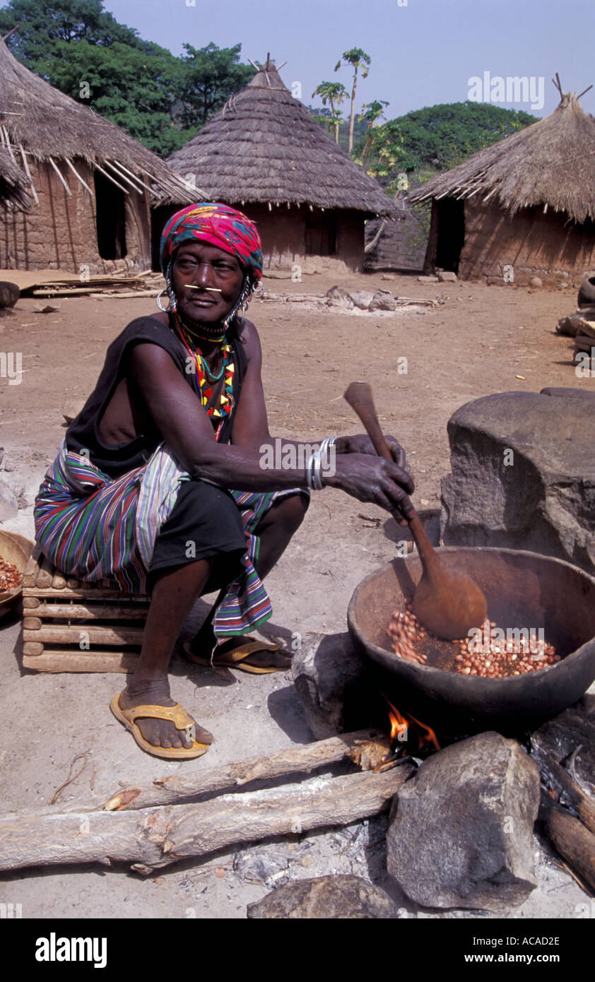 Bedik tribe hi-res stock photography and images - Alamy
