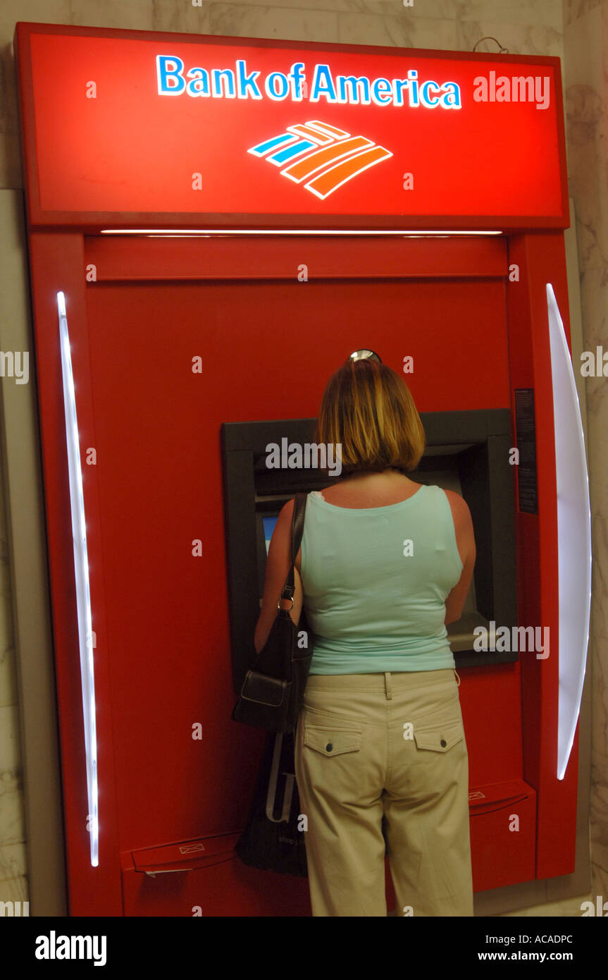 Bank of america atm automated teller machine with logo hi-res stock ...