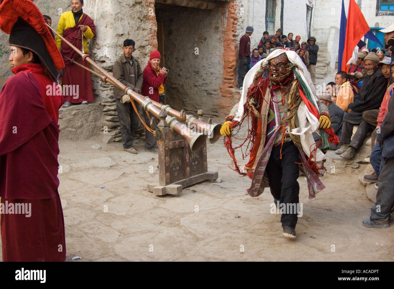 Demon mask nepal hi-res stock photography and images - Alamy