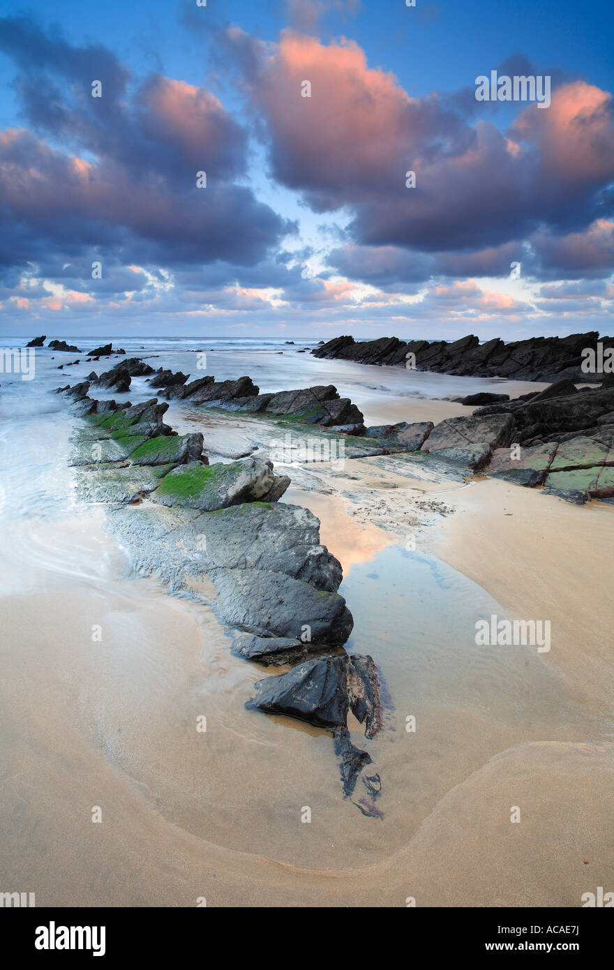 Playa de barrika hi-res stock photography and images - Alamy