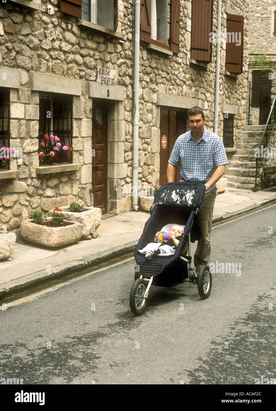 Dad and buggy hi-res stock photography and images - Alamy