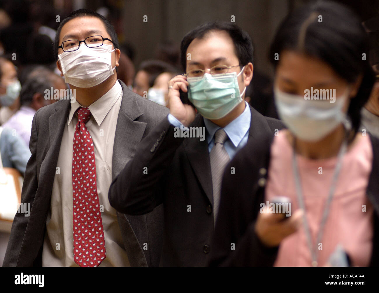People wearing masks hi-res stock photography and images - Alamy
