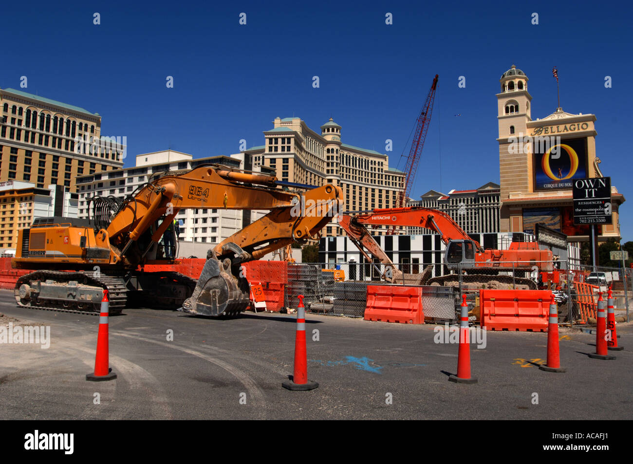 Construction of bellagio las vegas hi-res stock photography and images ...