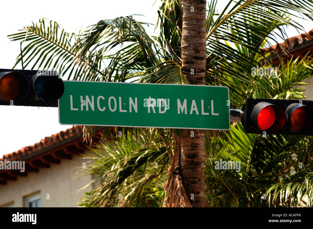 Lincoln Road Mall one of the main shopping areas Miami South Beach area ...