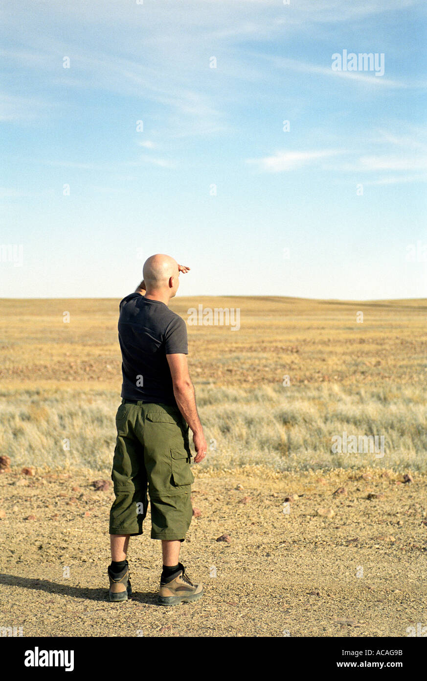 man looking into the distance Stock Photo - Alamy
