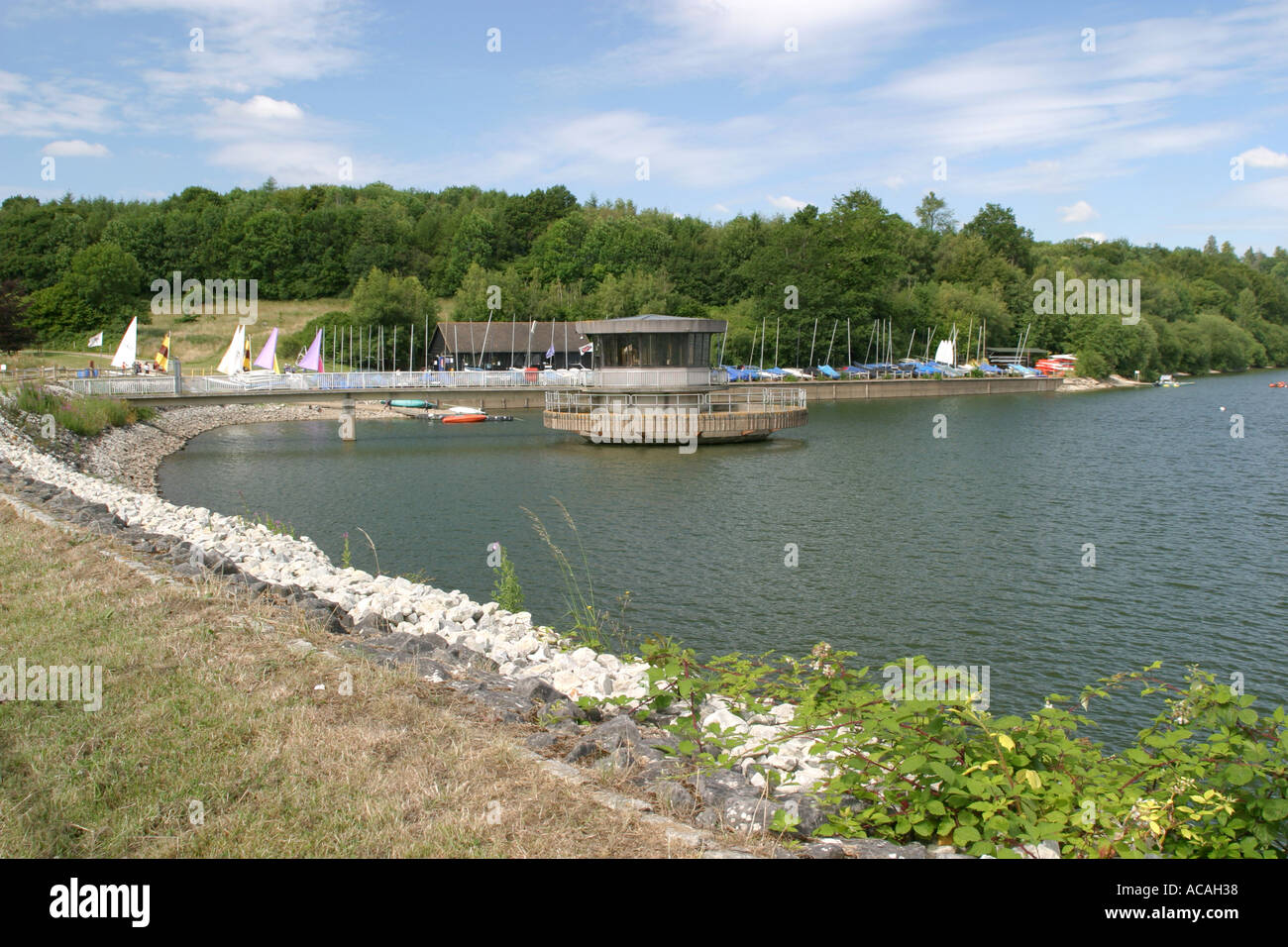 Ardingly reservoir drought hi-res stock photography and images - Alamy
