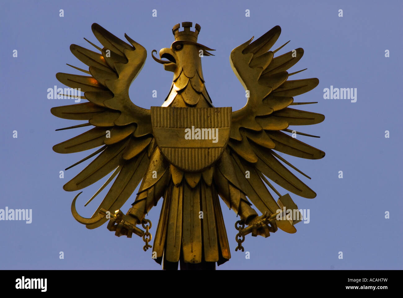 Goldener Ring High Resolution Stock Photography and Images - Alamy