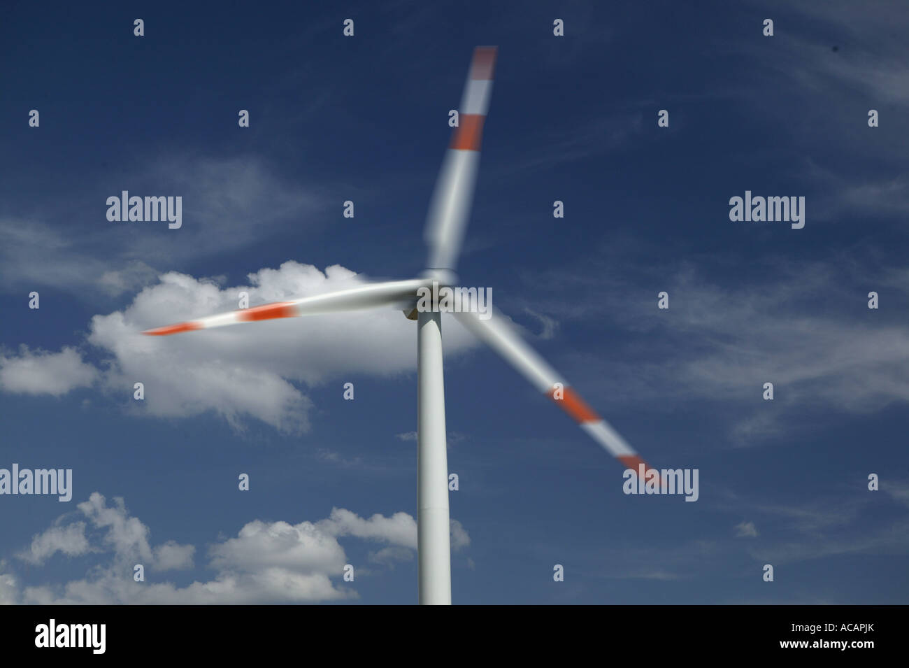 Rotorblatt windrad hi-res stock photography and images - Alamy